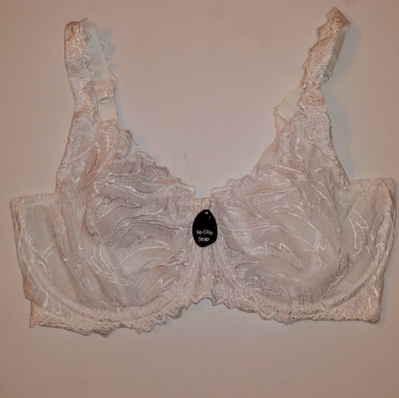 Bali | Intimates & Sleepwear | Bali White Lace Bra | Poshmark